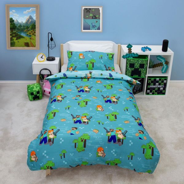 Minecraft Level Up Single Duvet Cover and Pillowcase Set